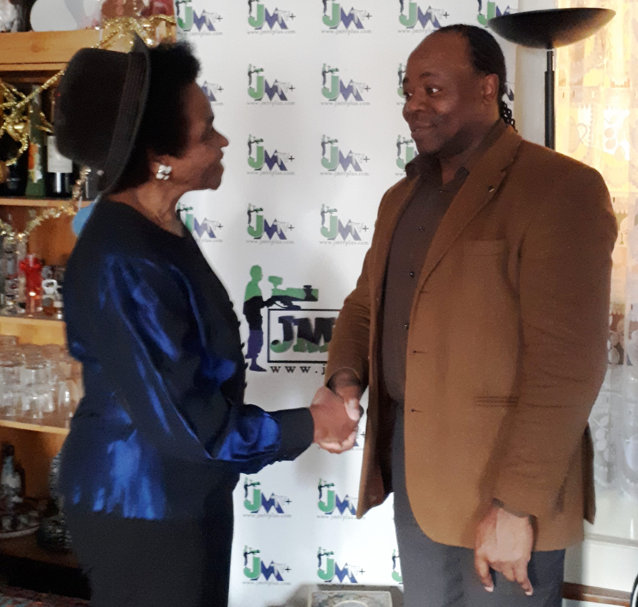 "C'EST à ELLE MÊME QUE LA FRANCE FAIT du MAL": Marie-Thérèse MANGA ...